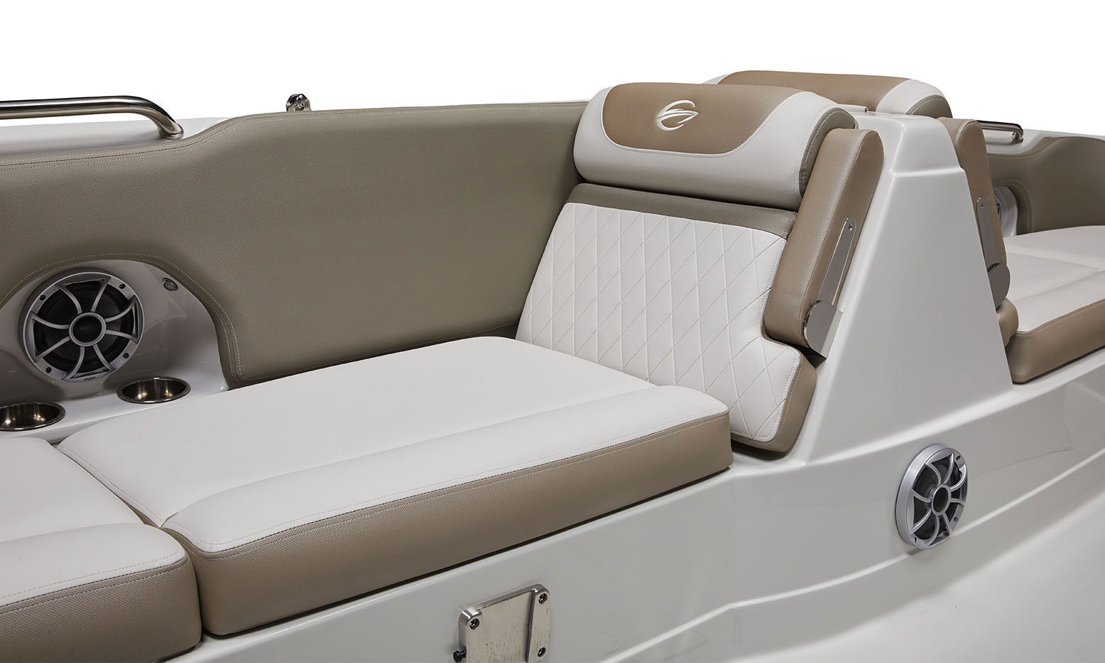 Crownline Boats - Sport Boats | EXS Series | E210 XS | Outboard
