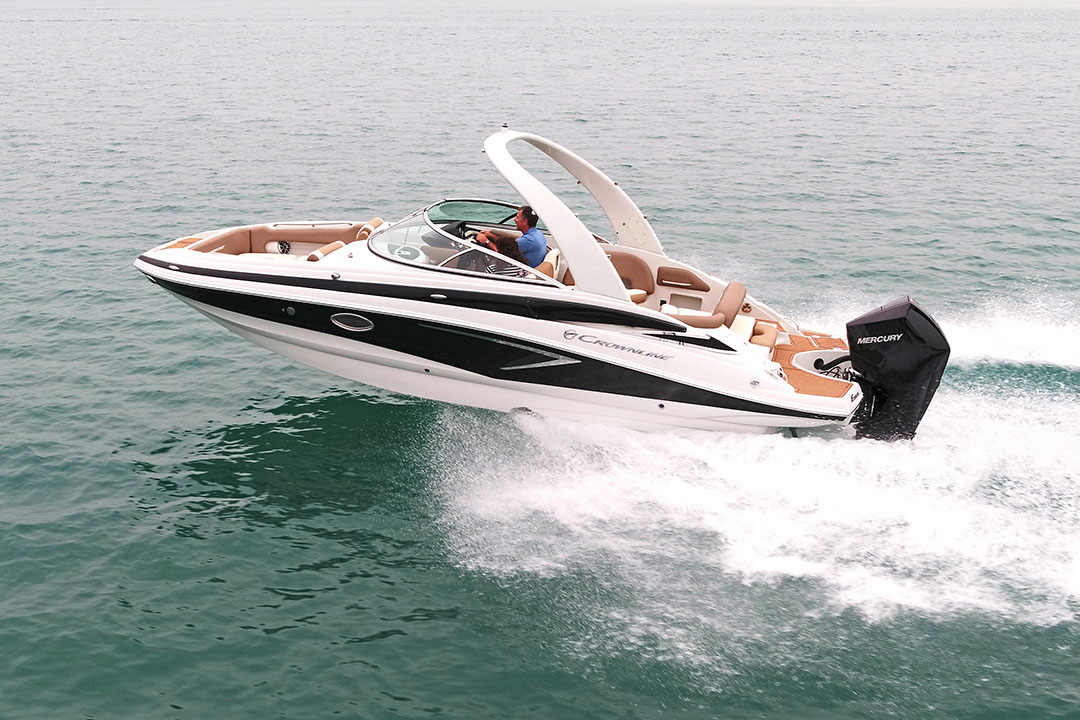Crownline Boats - Sport Boats | EXS Series | E260 XS | Outboard